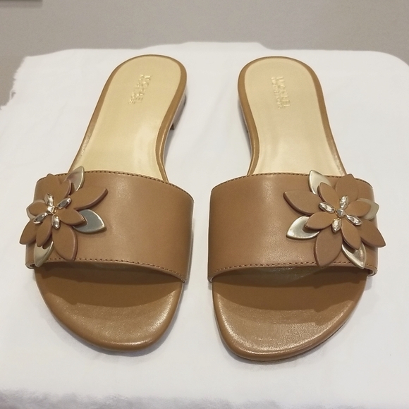 MICHAEL Michael Kors | Shoes | Nwt Michael Michael Kors Tan Leather ...